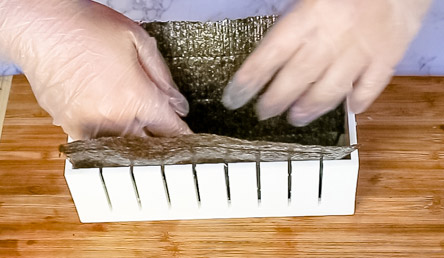 How to Make Maki Sushi Roll (Step-by-Step with Video & Recipes)